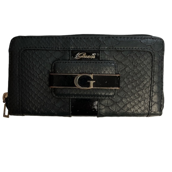 Guess | Accessories | Vintage Guess Wallet | Poshmark